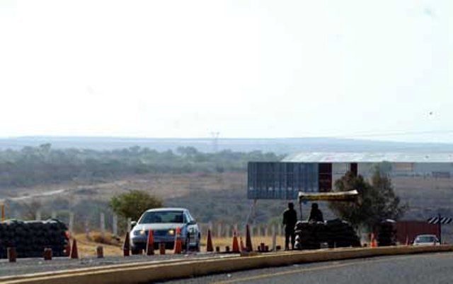 ¡Regresaron los narco-retenes a Zacatecas! – El Circo